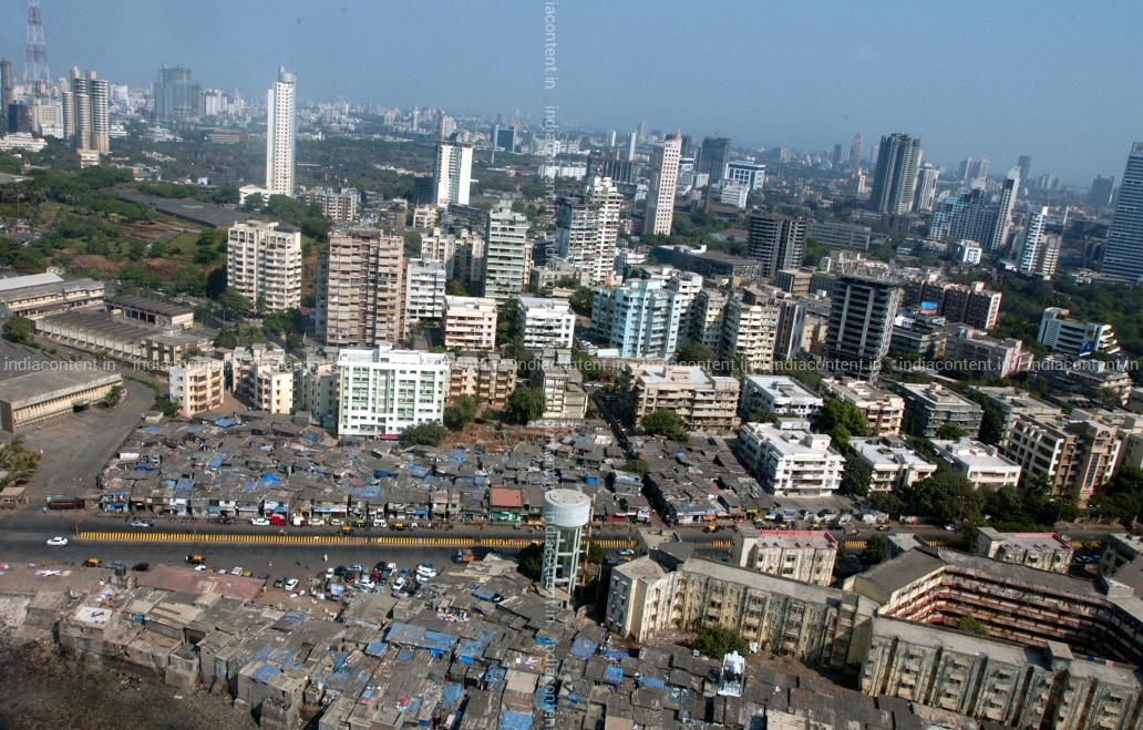 Buy MUMBAI SLUMS Pictures, Images, Photos By BHASKAR PAUL - News pictures