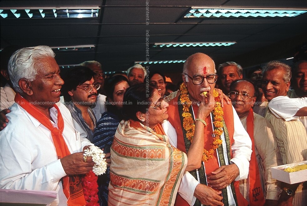 Buy Lal Krishna Advani Pictures, Images, Photos By India Today ...