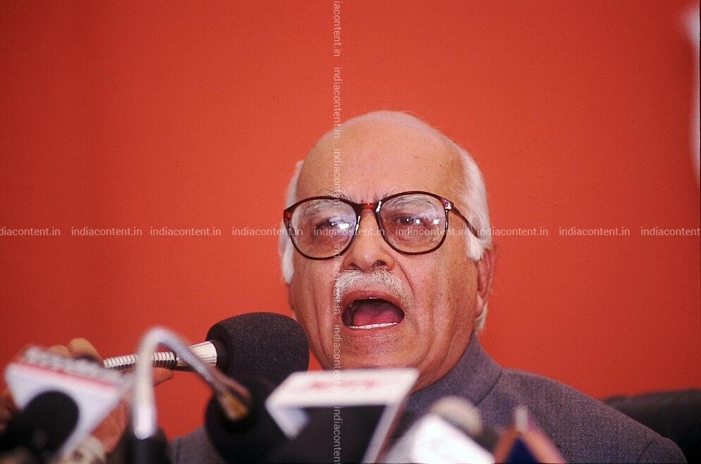 Buy Lal Krishna Advani Pictures, Images, Photos By India Today ...