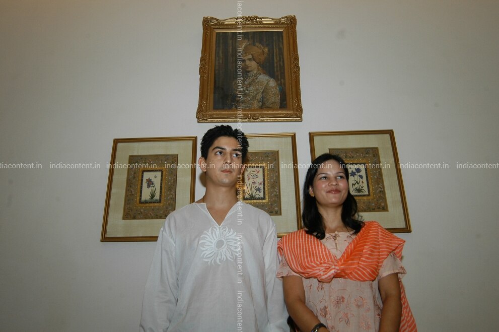 Buy ROYAL FAMILY OF RAJASTHAN Pictures, Images, Photos By PURUSHOTTAM ...