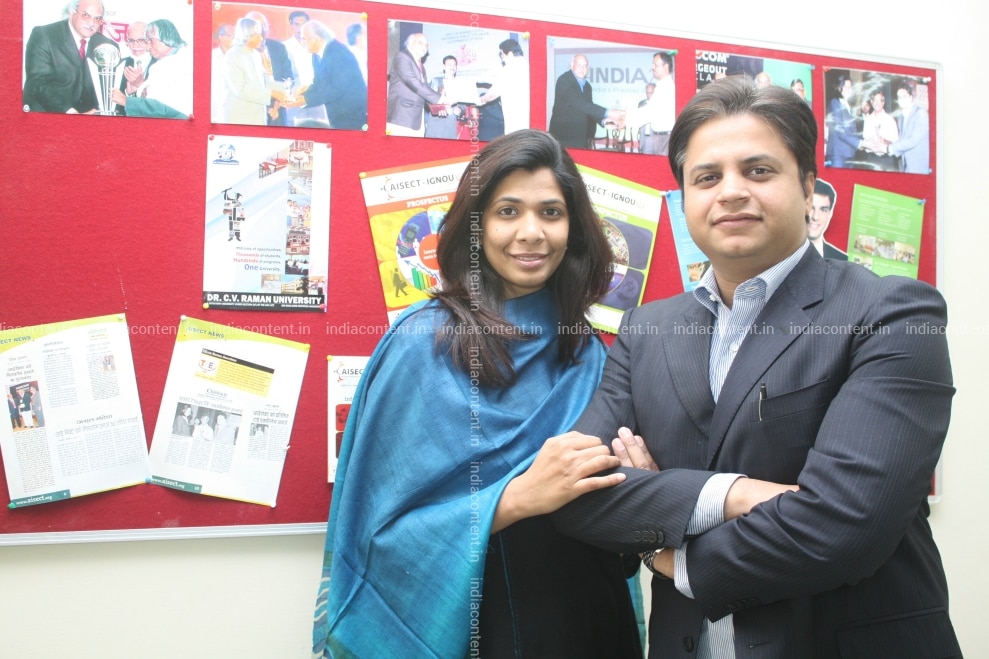 Buy Pallavi Rao Chaturvedi with Siddharth Chaturvedi Pictures, Images ...