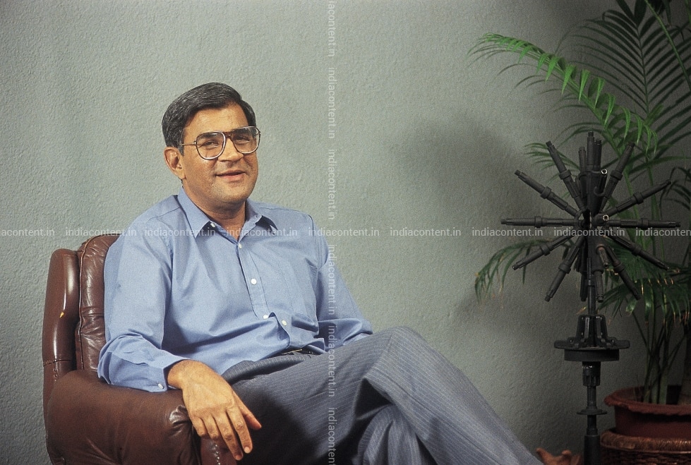 Buy Suresh Krishna, Chairman & MD, Sundram Fasteners, Sitting, Potrait ...