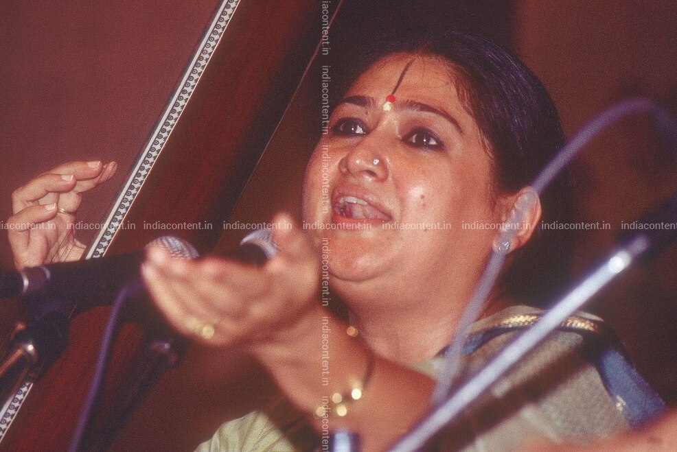 Buy Indian Singer Shubha Mudgal Pictures, Images, Photos By Bandeep ...