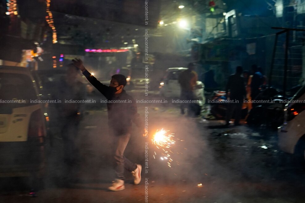 Buy Air pollution during Diwali Pictures, Images, Photos By Hardik ...