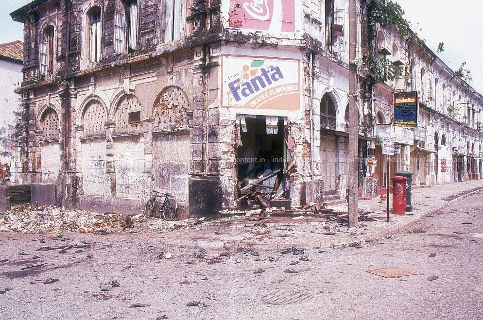 Buy DEAD BODIES LYING AFTER LTTE SUICIDE BOMB ATTACK AT SRILANKAN ARMY ...