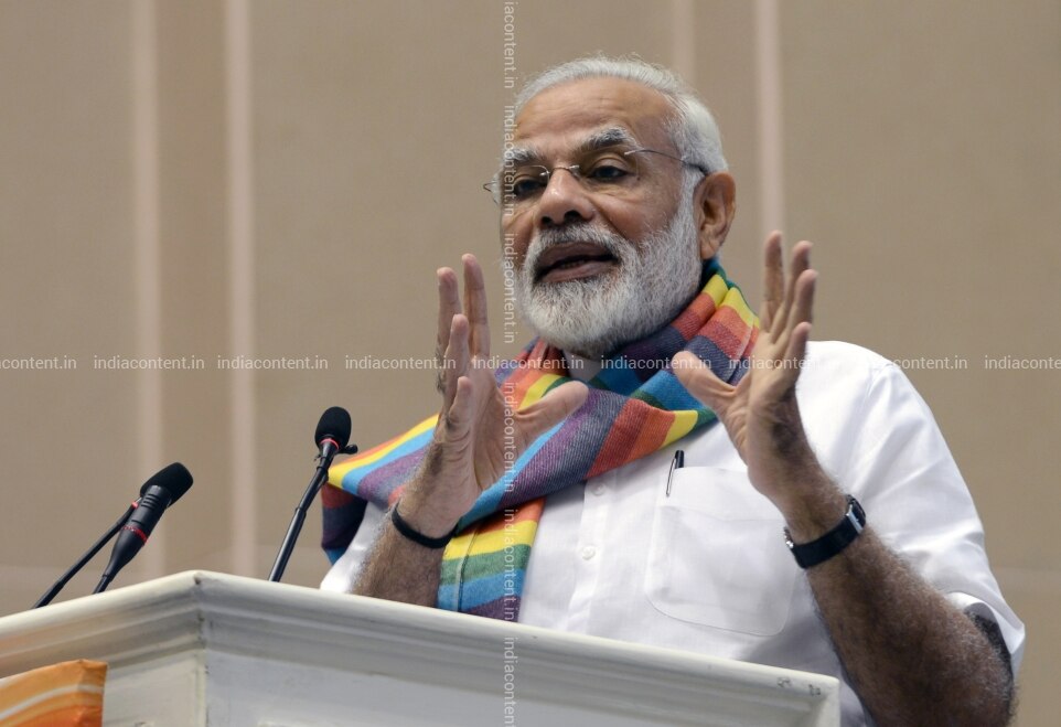 Buy Birth Centenary Celebration of Laxman Rao Inamdar Pictures, Images ...