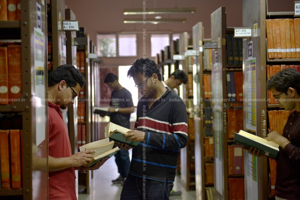 Buy Birla Institute of Technology and Science Pictures, Images, Photos ...