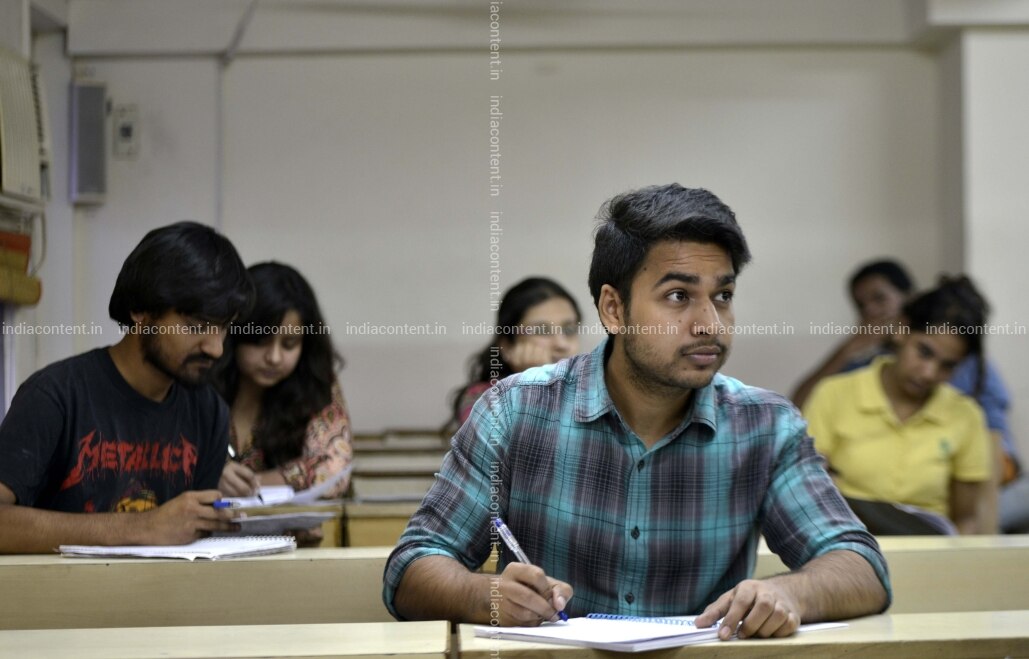 Buy career launch study centre Pictures, Images, Photos By M Zhazo ...