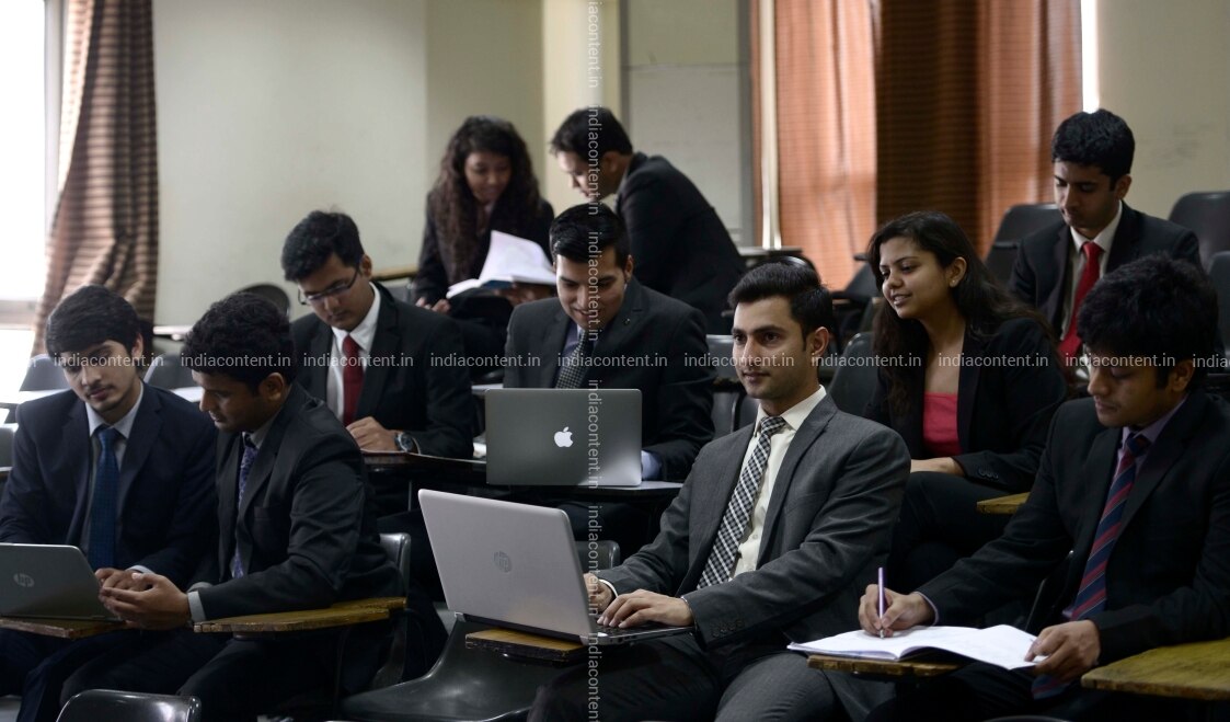 Buy Faculty of Management Studies Pictures, Images, Photos By M Zhazo ...