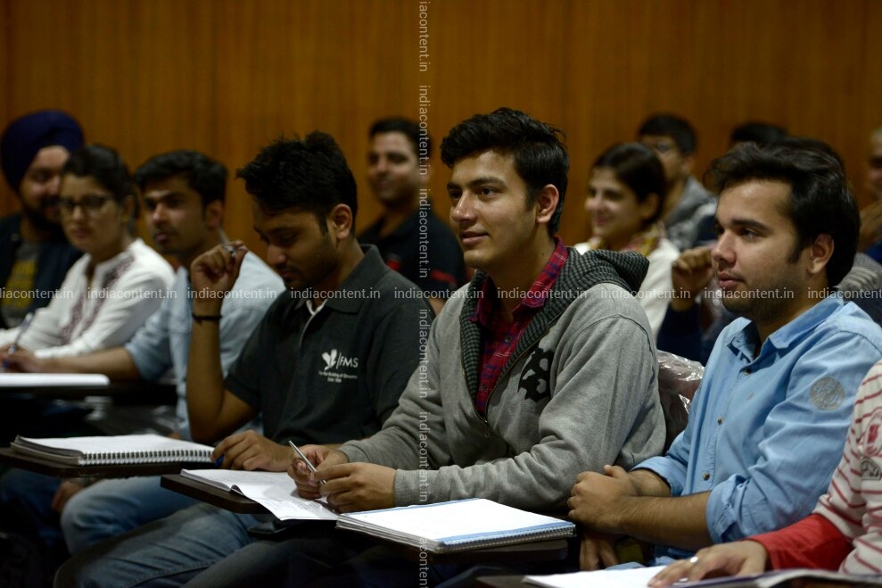 Buy Faculty of Management Studies Pictures, Images, Photos By M Zhazo ...