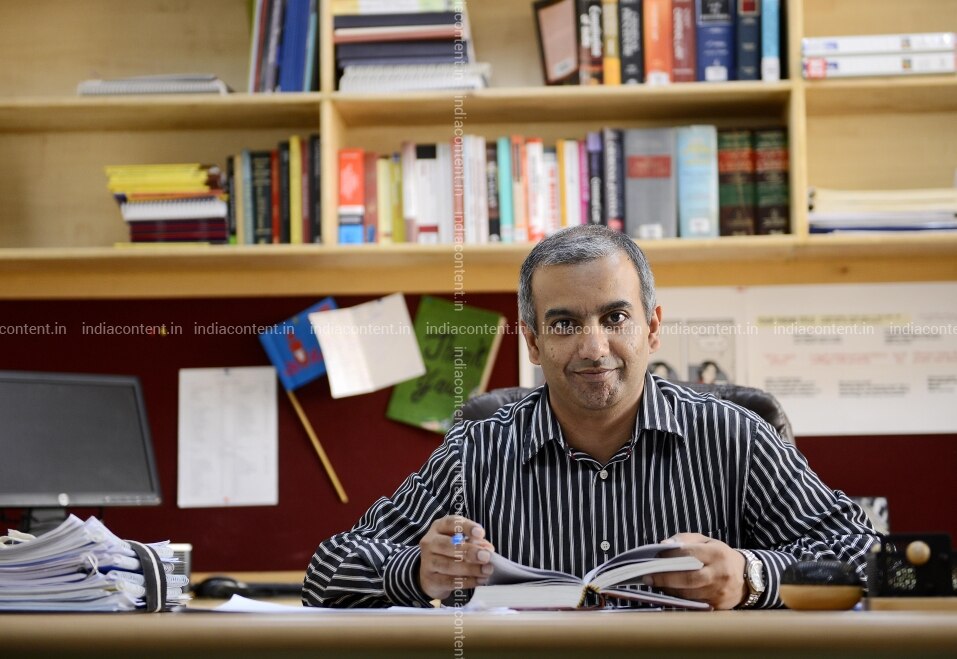 Buy Mrinal Satish Pictures, Images, Photos By M Zhazo - News pictures