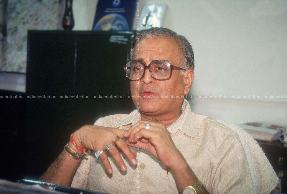 Buy SD MOHILE Pictures, Images, Photos By SAIBAL DAS - Archival pictures