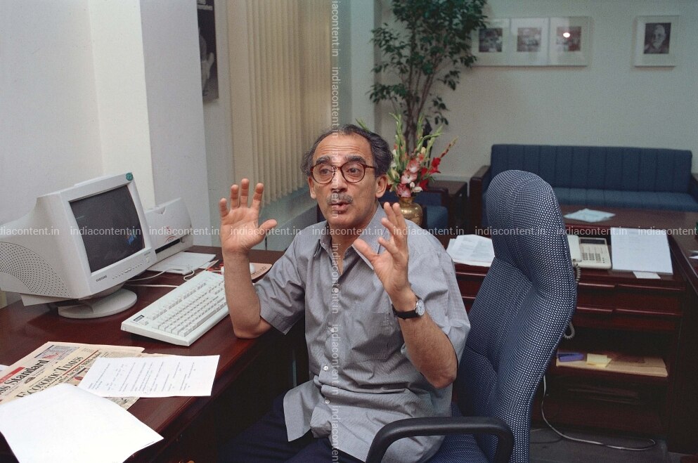 Buy ARUN SHOURIE Pictures, Images, Photos By SAIBAL DAS - Archival pictures