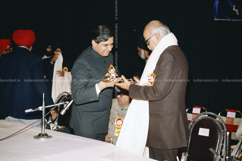 Buy Lal Krishna Advani Pictures, Images, Photos By India Today ...
