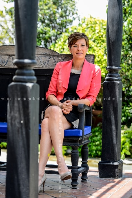 Buy PROFILE SHOOT OF CNNS BECKY ANDERSON Pictures, Images, Photos By ...