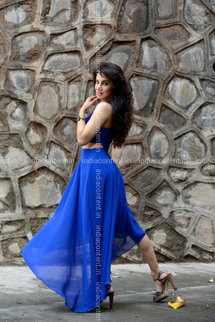 Buy Actress Smita Gondkar Pictures, Images, Photos By Mandar Deodhar ...