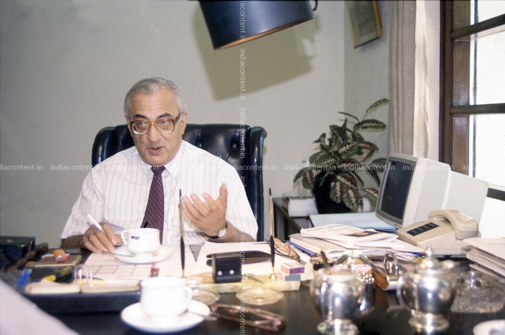 Buy Lalit Mohan Thapar, Chairman and Emeritus, Ballarpur Industries Ltd ...