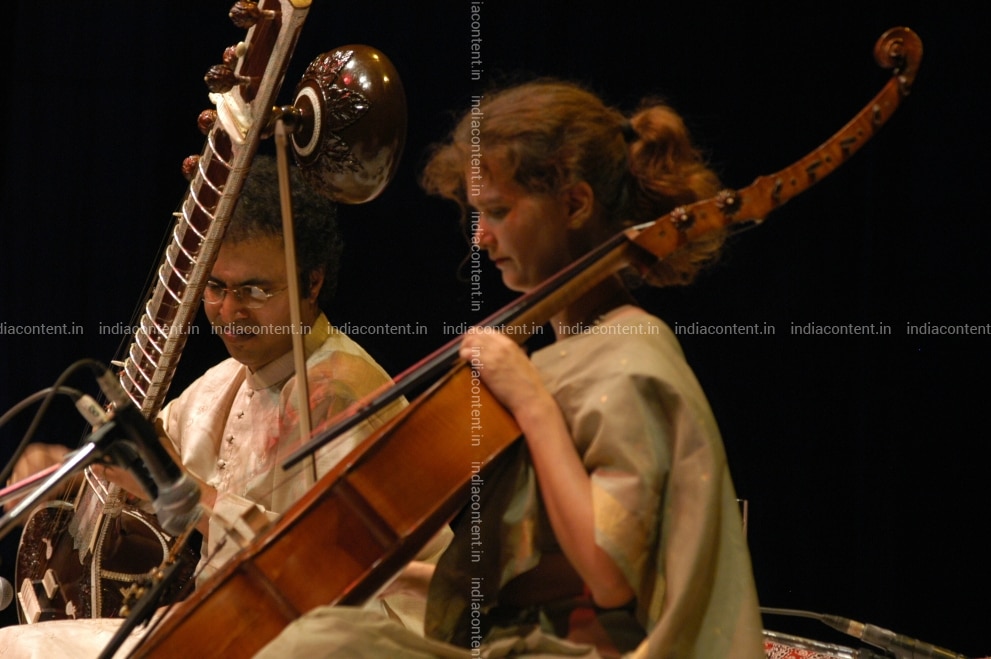 Buy SHUBHENDRA RAO WITH SASKIA RAO Pictures, Images, Photos By BANDEEP ...