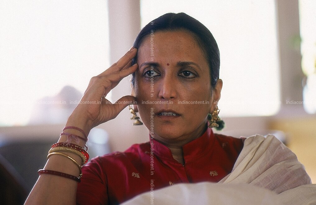 Buy Famous writer Geeta Mehta Pictures, Images, Photos By India Today ...