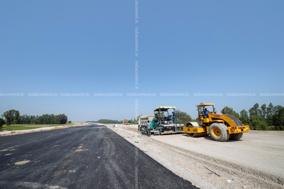 Buy Agra Lucknow Highway Pictures, Images, Photos By Maneesh Agnihotri ...