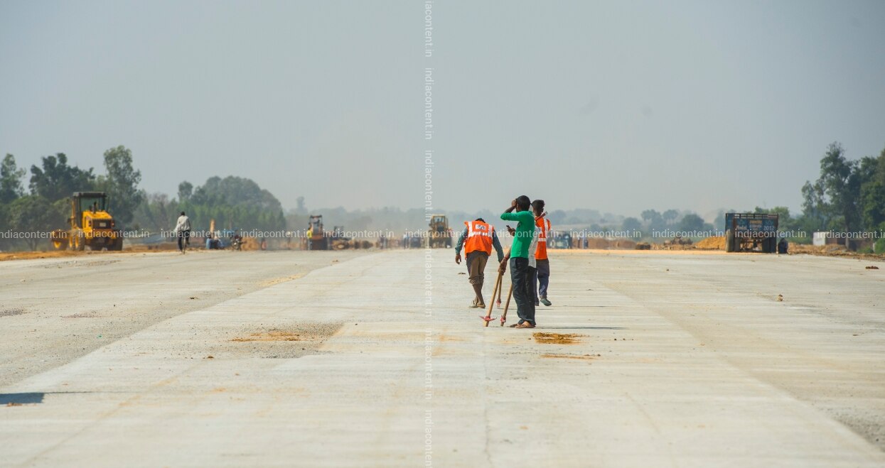 Buy Agra Lucknow Highway Pictures, Images, Photos By Maneesh Agnihotri ...