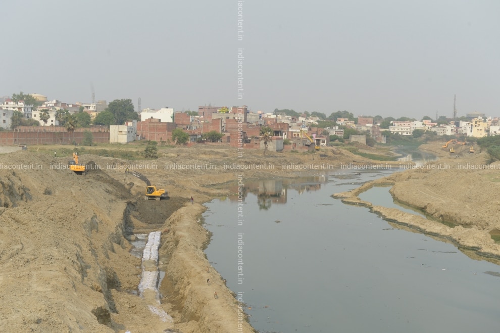 Buy PROJECT IN VARANASI Pictures, Images, Photos By MANEESH AGNIHOTRI ...
