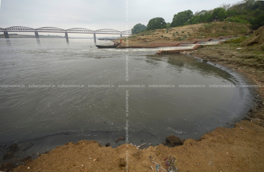 Buy VARANASI STORY Pictures, Images, Photos By Maneesh Agnihotri - News ...