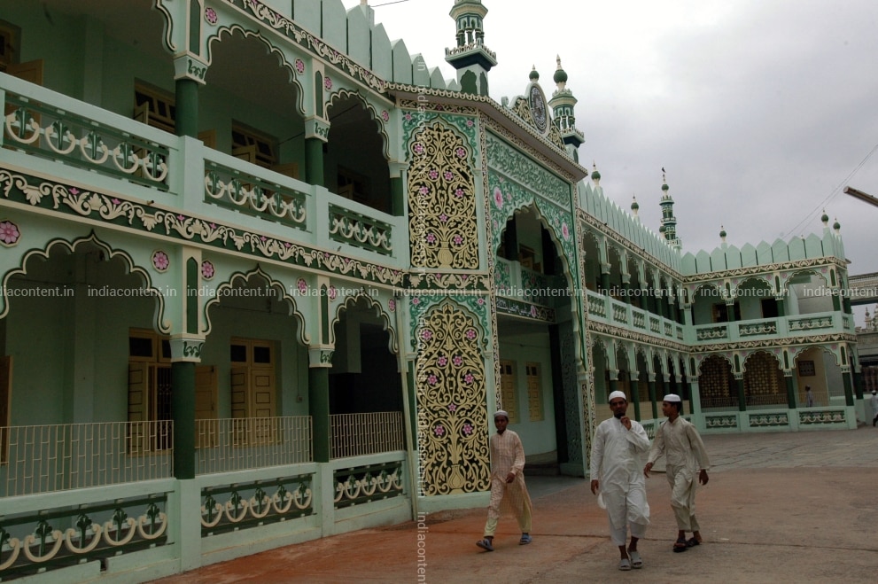 Buy SCHOOL AND MADARSA IN BHARUCH Pictures, Images, Photos By SHAILESH ...