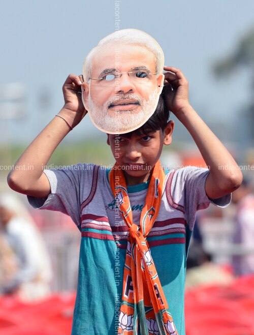 Buy Narendra Modi Pictures, Images, Photos By Chandradeep Kumar ...