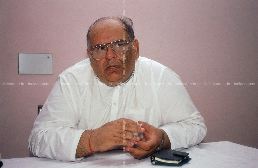 Buy Arun Nehru Pictures, Images, Photos By Pramod Pushkarna - Archival ...