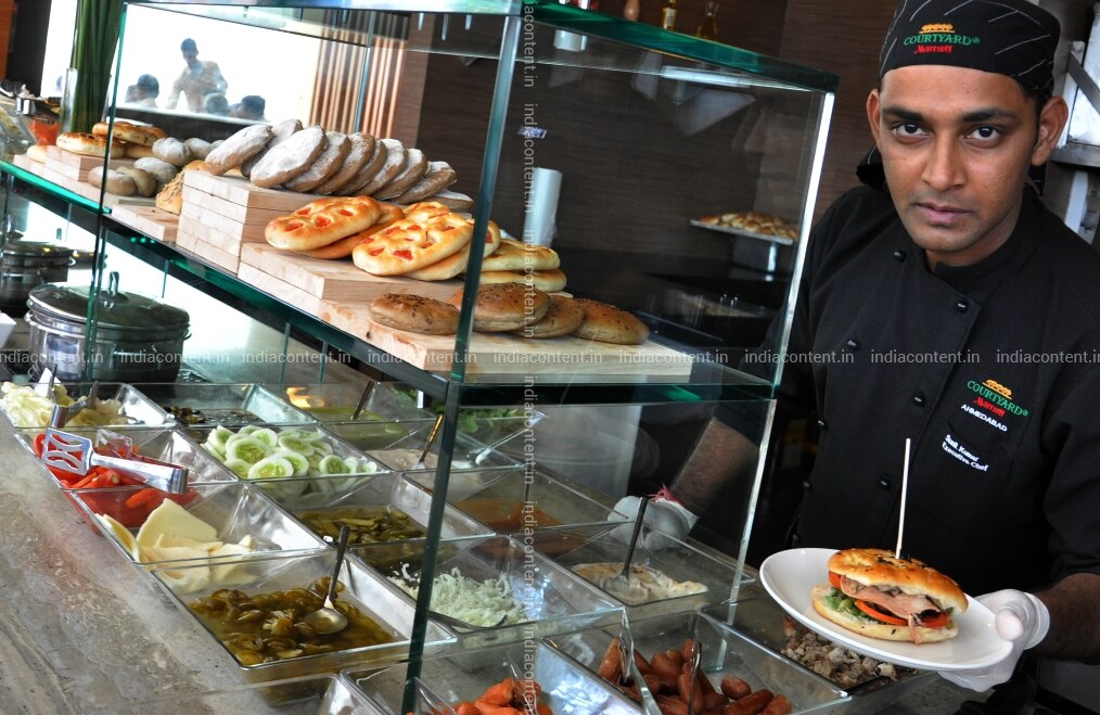 Buy SUNIL KUMAR Pictures, Images, Photos By SHAILESH RAVAL - Archival ...