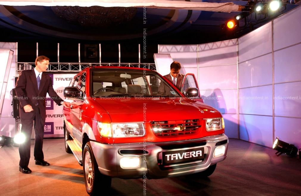 Buy CHEVROLET TRAVERA Pictures, Images, Photos By BHASKAR PAUL - News ...