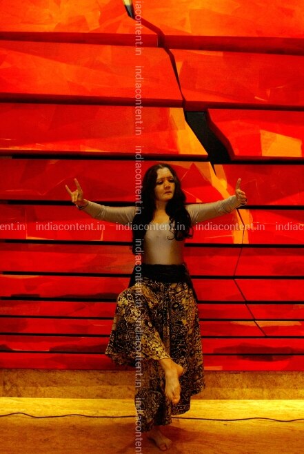 Buy DAKSHA SHETH Pictures, Images, Photos By BHASKAR PAUL - News pictures