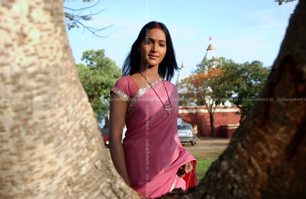 Rajshree Thakur In Saat Phere