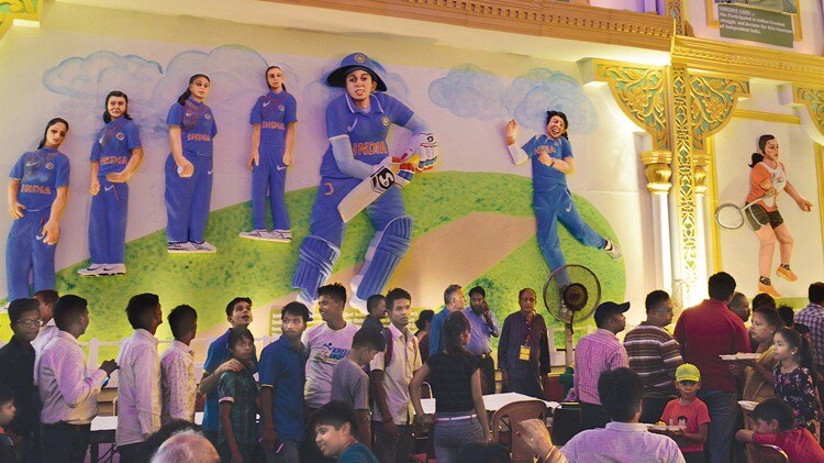 The good, the bad, and the ugly side of idolizing women icons at Durga ...