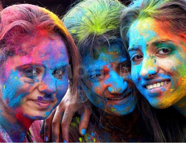 How to remove Holi colors quickly