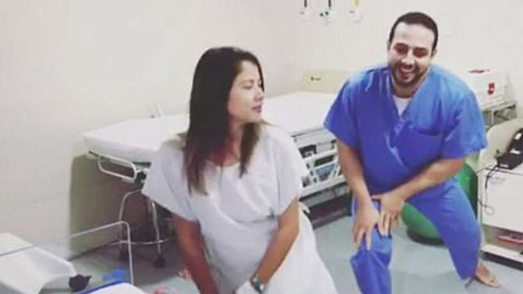 This super-cool doctor helps women during labour by dancing with them