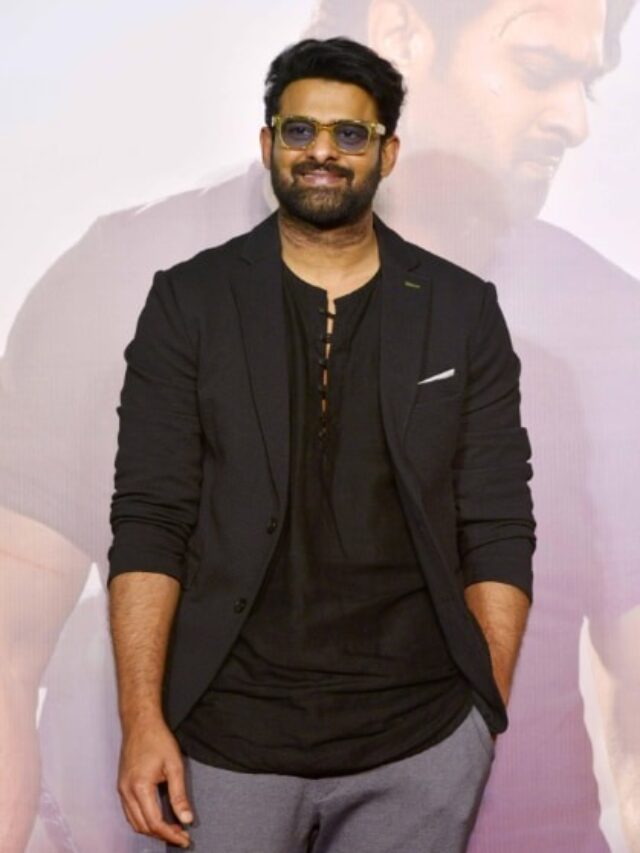 Prabhas कुणासोबत अडकणार लग्नबंधनात?