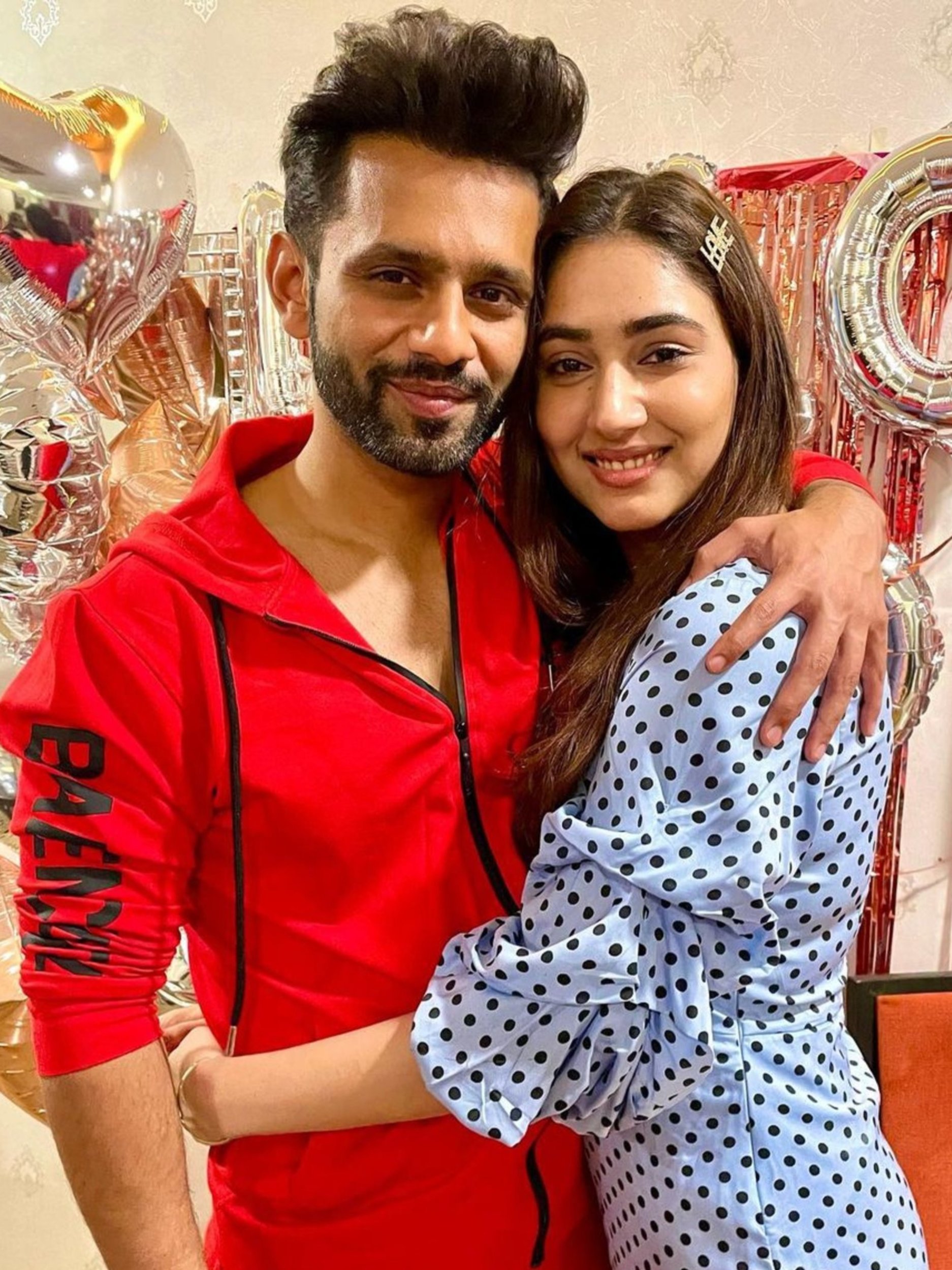 Rahul Vaidya, Disha Parmar Love Story