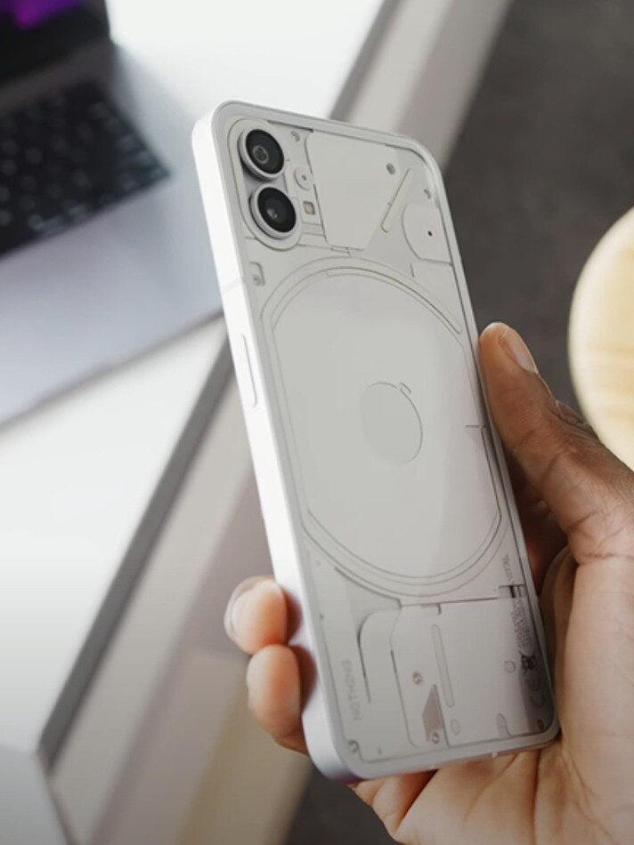 Nothing phone (1) first look revealed