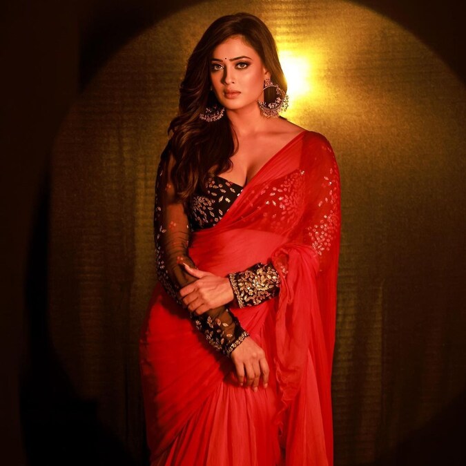 साड़ी में कमाल की खूबसूरत लगती हैं श्वेता तिवारी Photos Shweta Tiwari Saari Traditional Dress