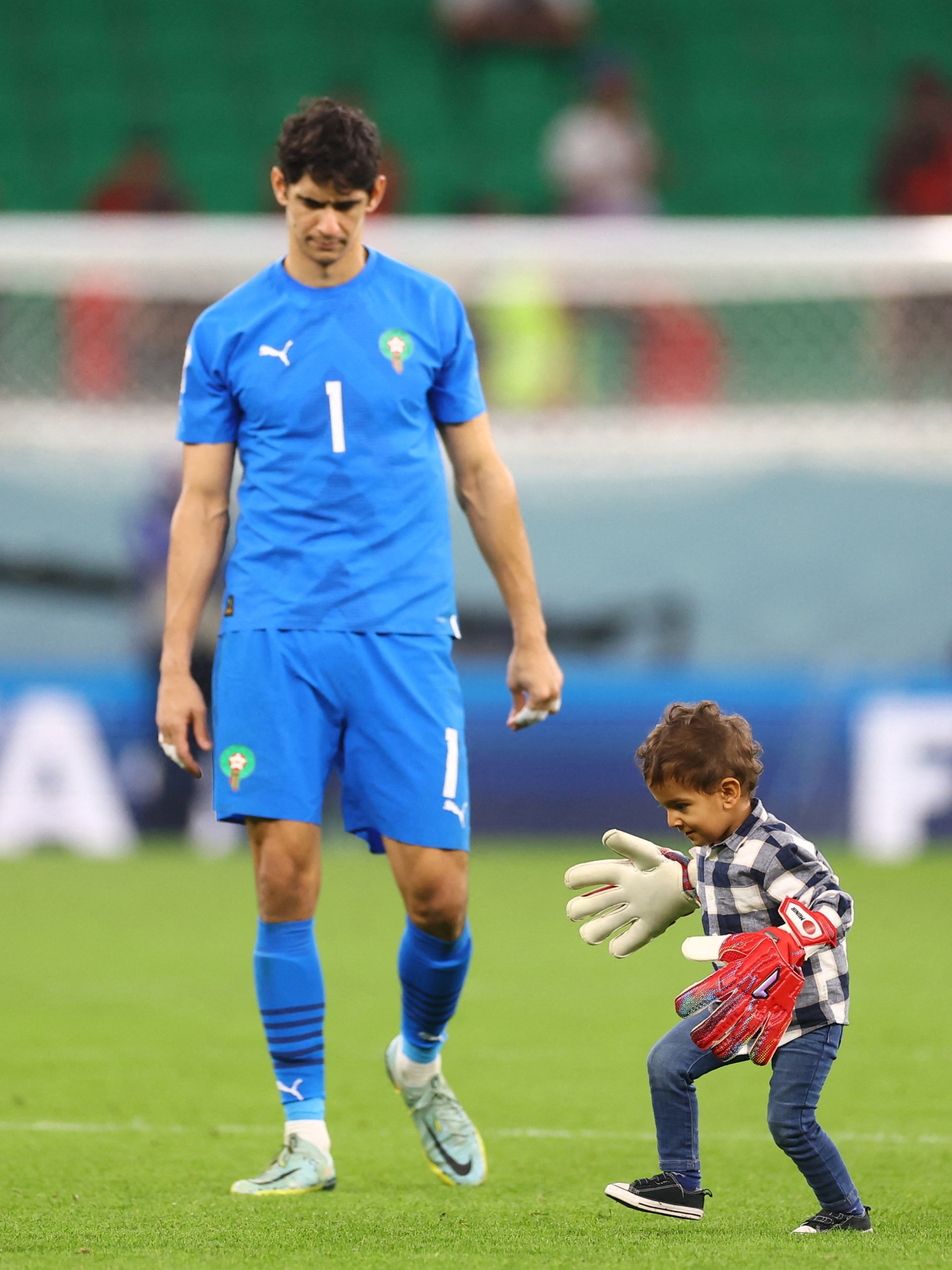 Bounou plays with son after Morocco win