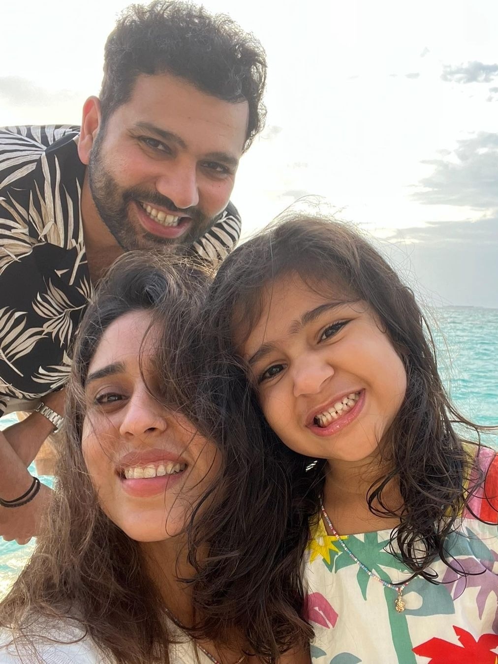 Rohit ‘hits jackpot’ and Ritika’s Happy 7