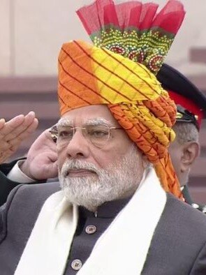 गणतंत्र दिवस पर मोदी की पगड़ियों का बदलता स्टाइल - Pm narendra modi ...