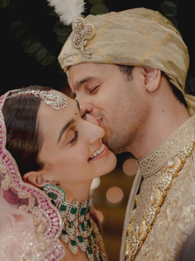 How celebrity couples 1st met