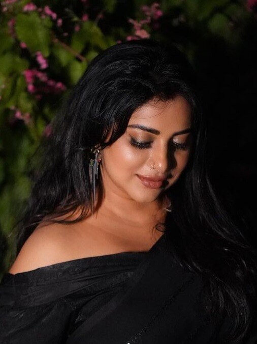 Anna rajan latest photos