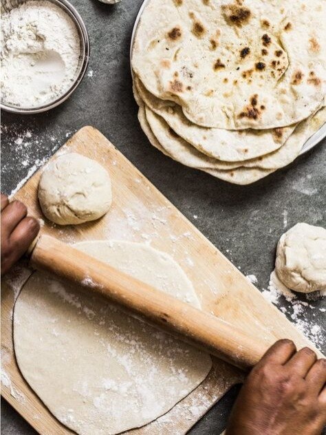 क्यों गोल ही बनाई जाती हैं रोटियां? - Why only round rotis are made