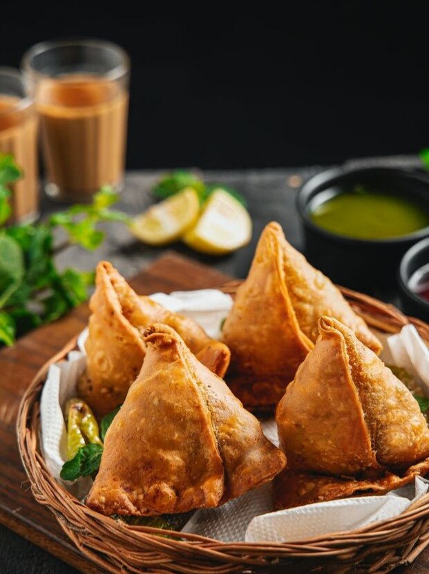 यहां जानें समोसे का इतिहास - Know the history of samosa