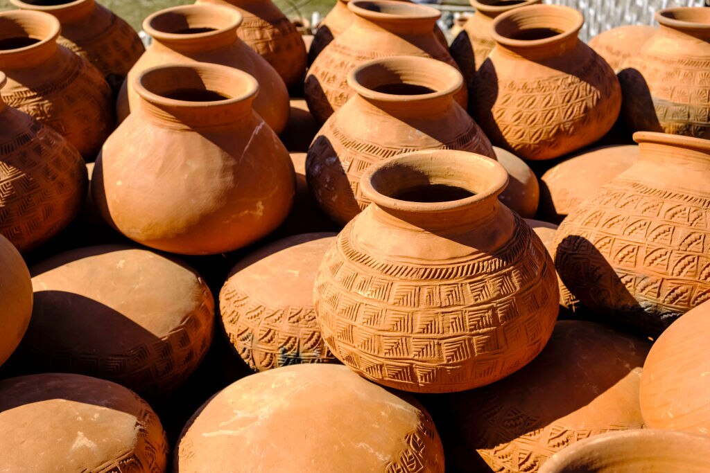 मटके से लीक कर रहा है पानी तो अपनाएं ये ट्रिक्स - Matka care tips how ...