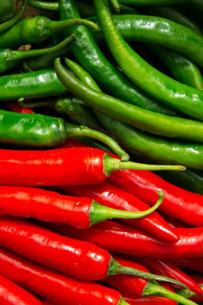 हरी या लाल,कौन सी मिर्च है हेल्दी - Green or red which chilli is ...